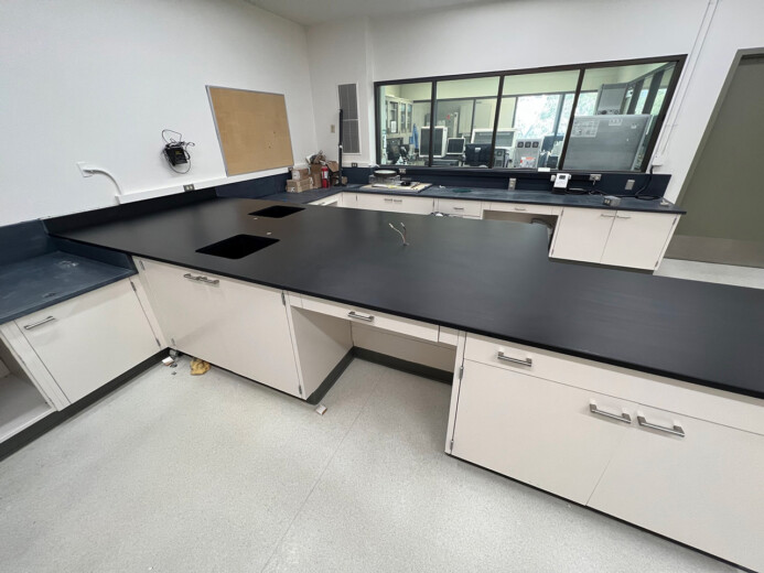 What’s So Special About Laboratory Grade Countertops? | Epoxy Countertops